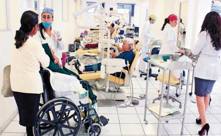 Healthcare in Mexico- 5 Things You Should Know - Mexico Relocation Guide