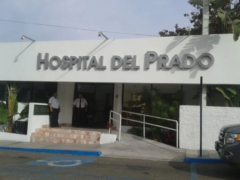 Healthcare in Mexico- 5 Things You Should Know - Mexico Relocation Guide